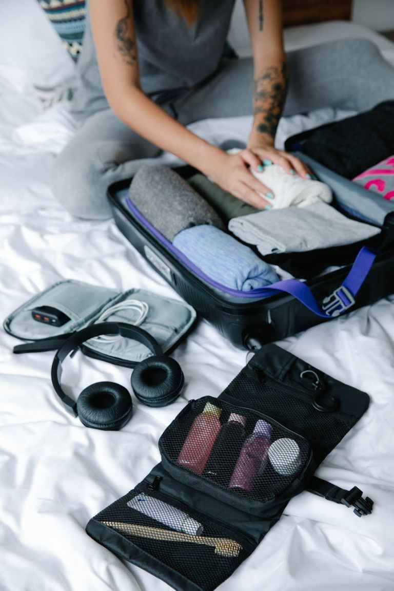 12 Budget Travel Hacks You Must Know in 2025 – Thrifty Explorers